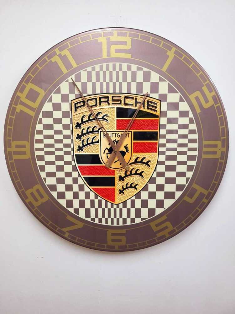 HANDMADE 32 PORSCHE PASHA CLOCK